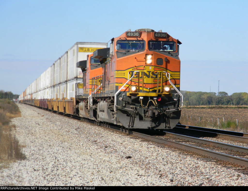 BNSF 4936